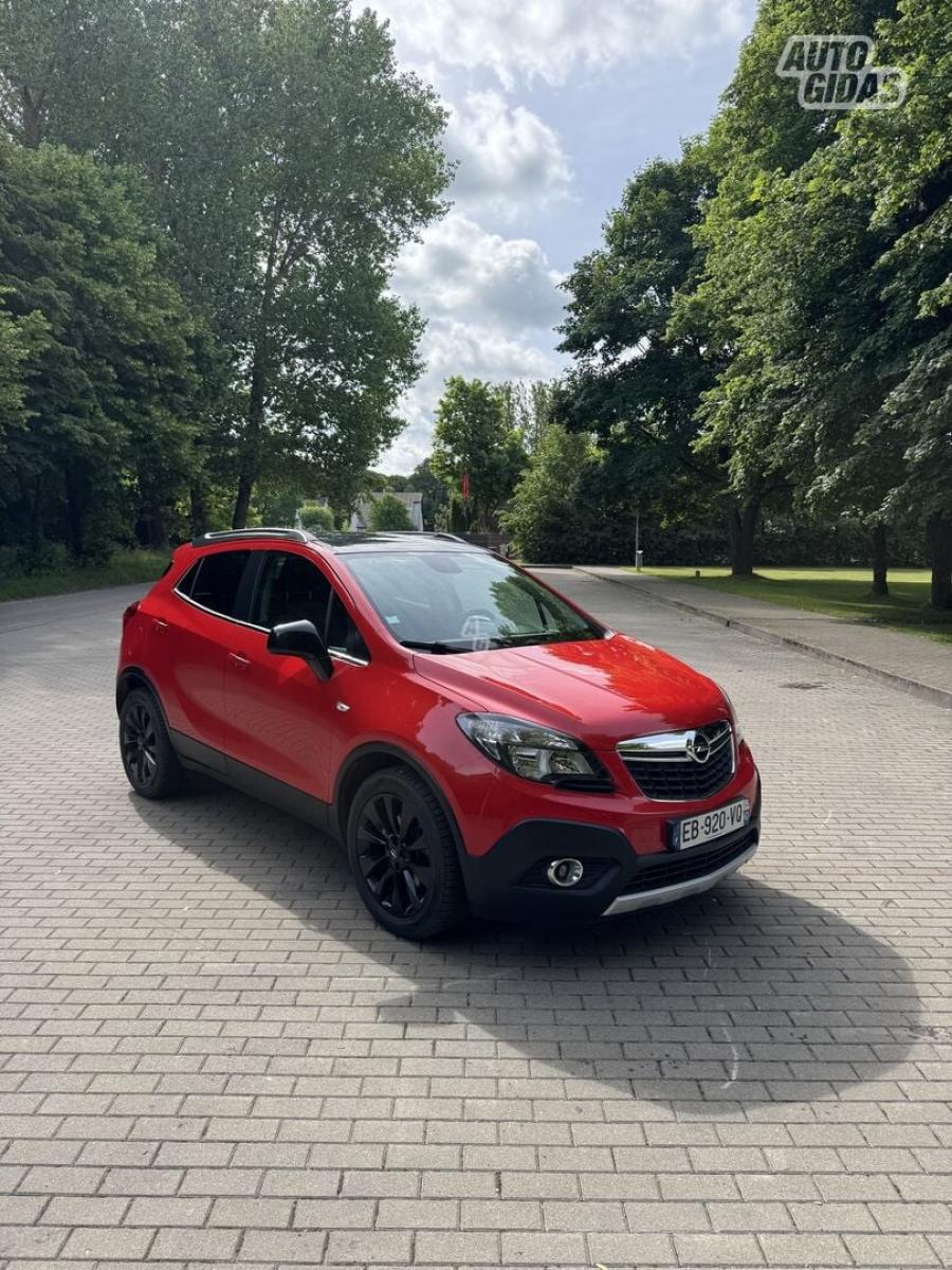 Red Opel Mokka 2016 in Taurage, with an engine capacity of 1.60 L and mileage of 216 thousand km for 7300 €, photo 1 on AUTOMOTO.COM.LV