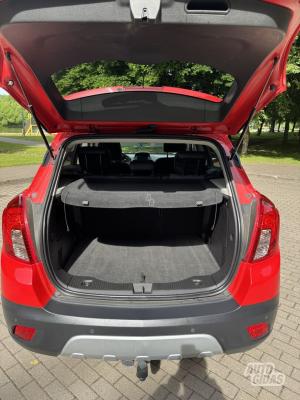 Red Opel Mokka 2016 in Taurage, with an engine capacity of 1.60 L and mileage of 216 thousand km for 7300 €, photo 12 on AUTOMOTO.COM.LV