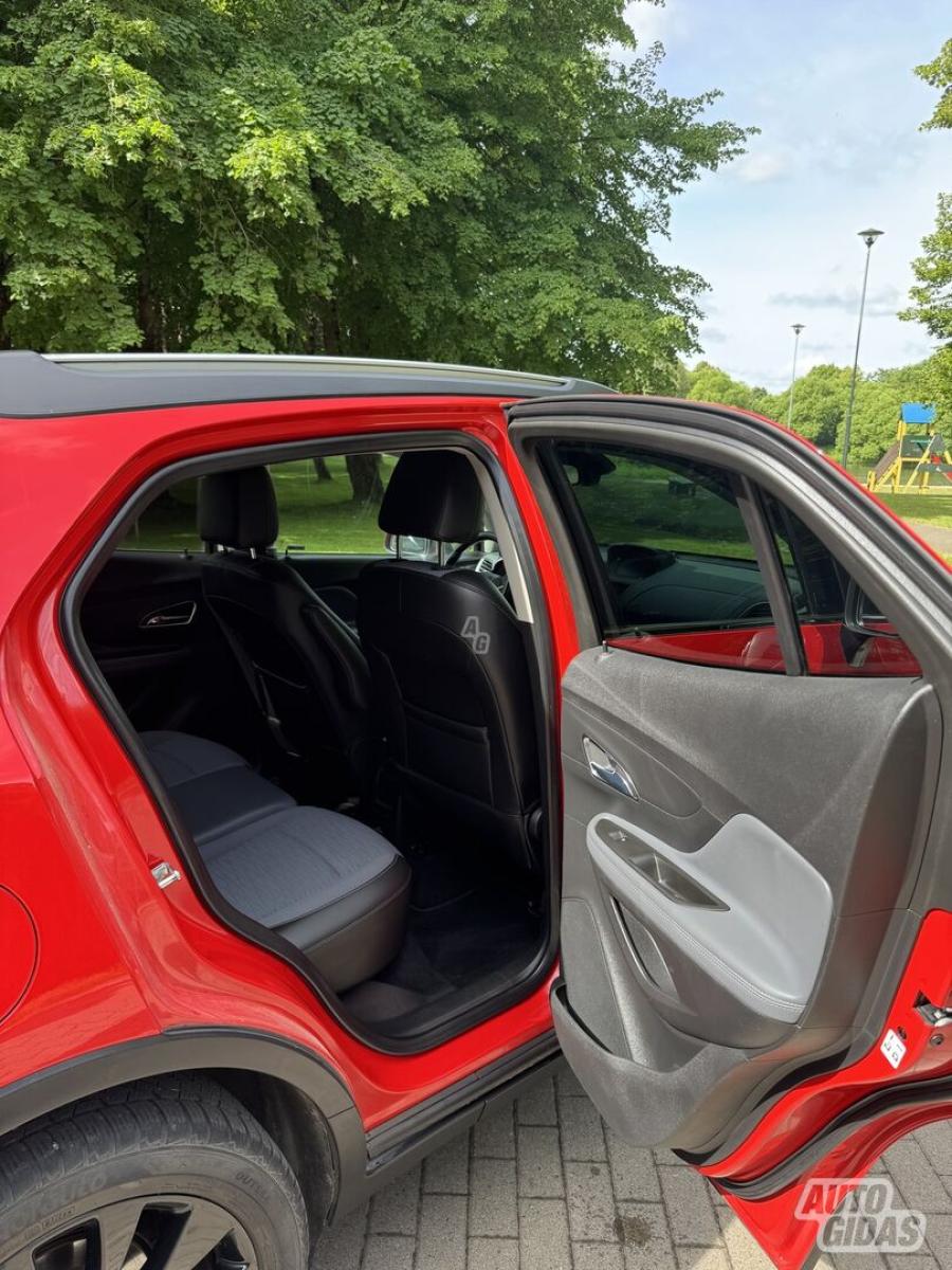 Red Opel Mokka 2016 in Taurage, with an engine capacity of 1.60 L and mileage of 216 thousand km for 7300 €, photo 16 on AUTOMOTO.COM.LV