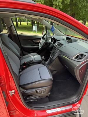 Red Opel Mokka 2016 in Taurage, with an engine capacity of 1.60 L and mileage of 216 thousand km for 7300 €, photo 19 on AUTOMOTO.COM.LV