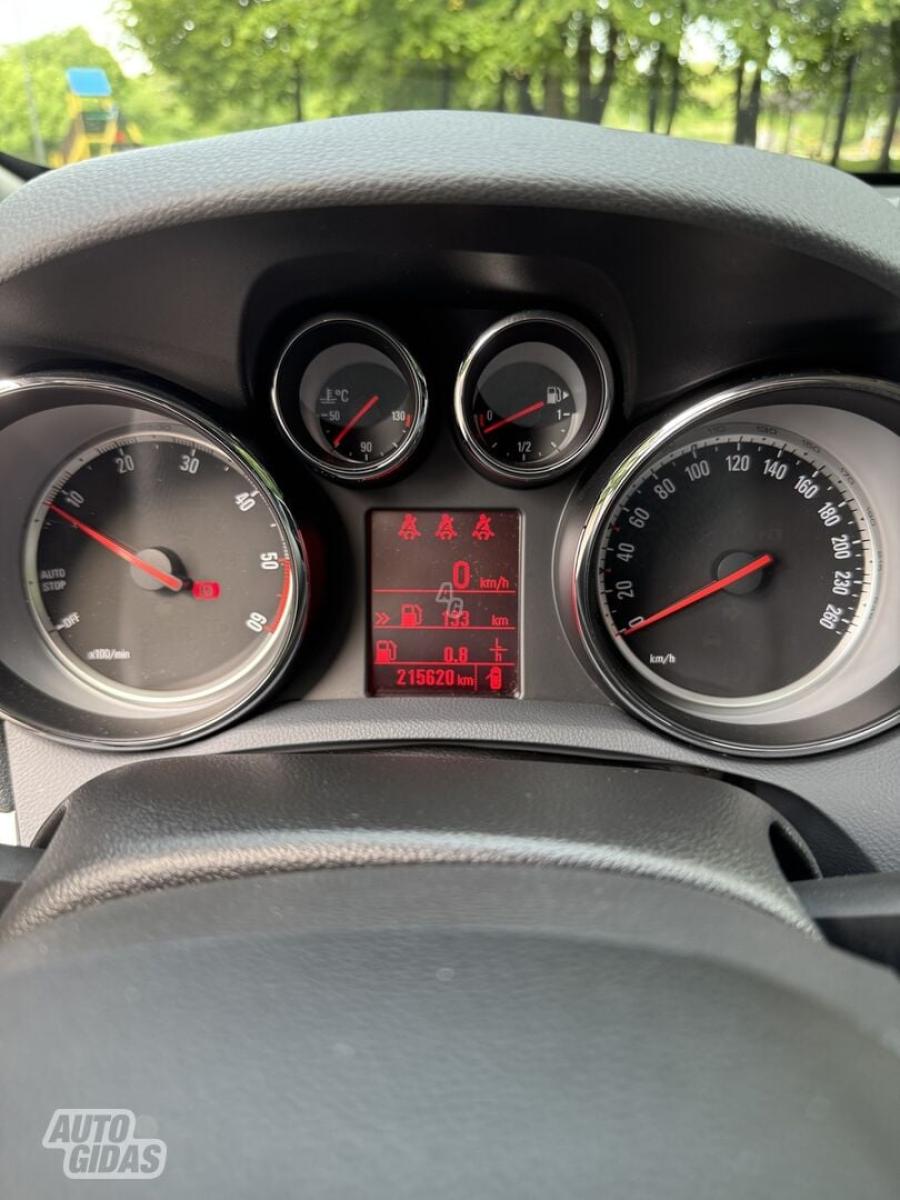 Red Opel Mokka 2016 in Taurage, with an engine capacity of 1.60 L and mileage of 216 thousand km for 7300 €, photo 23 on AUTOMOTO.COM.LV