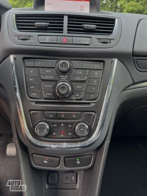 Red Opel Mokka 2016 in Taurage, with an engine capacity of 1.60 L and mileage of 216 thousand km for 7300 €, photo 25 on AUTOMOTO.COM.LV