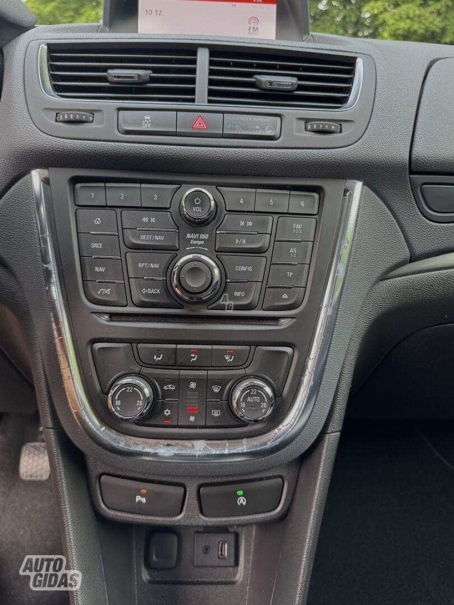 Red Opel Mokka 2016 in Taurage, with an engine capacity of 1.60 L and mileage of 216 thousand km for 7300 €, photo 25 on AUTOMOTO.COM.LV