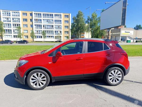 Red Opel Mokka 2016 in Panevezys, with an engine capacity of 1.60 L and mileage of 131 thousand km for 5500 €, photo 2 on AUTOMOTO.COM.LV