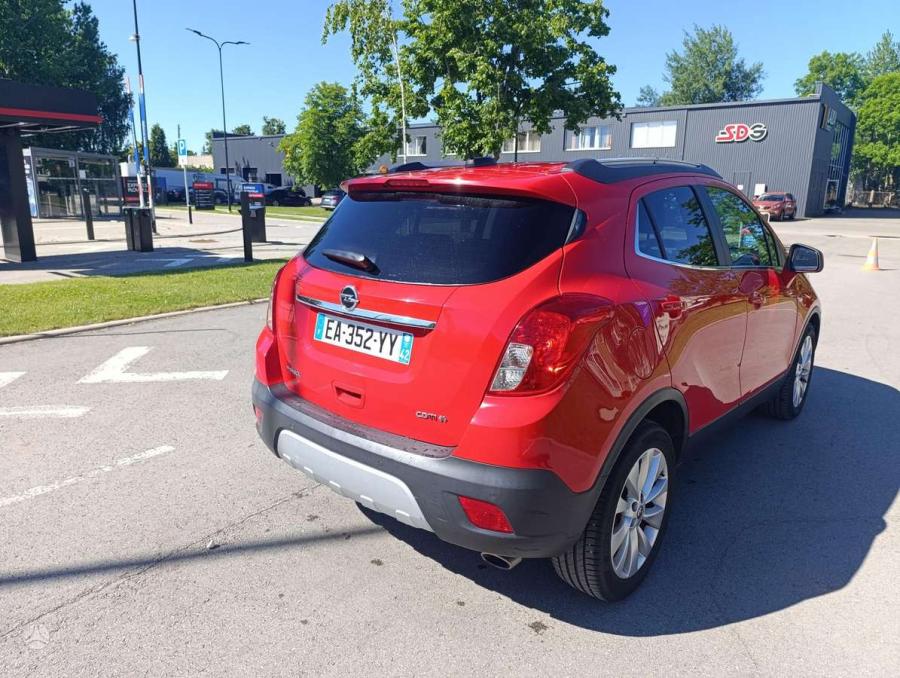 Красный Опель Mokka 2016 в Паневежис, объемом двигателя 1.60 л и пробегом 131 тыс. км за 5500 €, фото 12 на AUTOMOTO.COM.LV