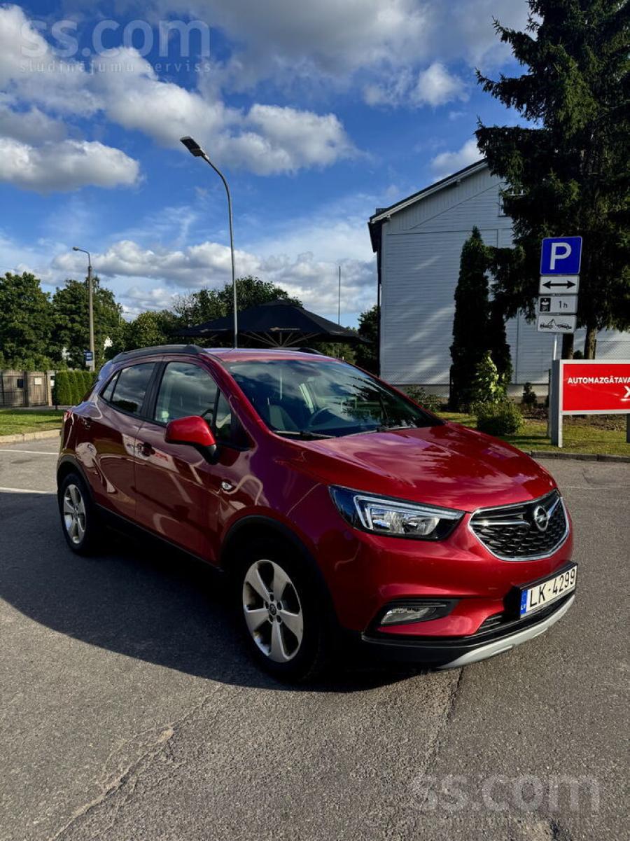 Red Opel Mokka 2018 in Riga, with an engine capacity of 1.60 L and mileage of 82 thousand km for 10400 €, photo 1 on AUTOMOTO.COM.LV
