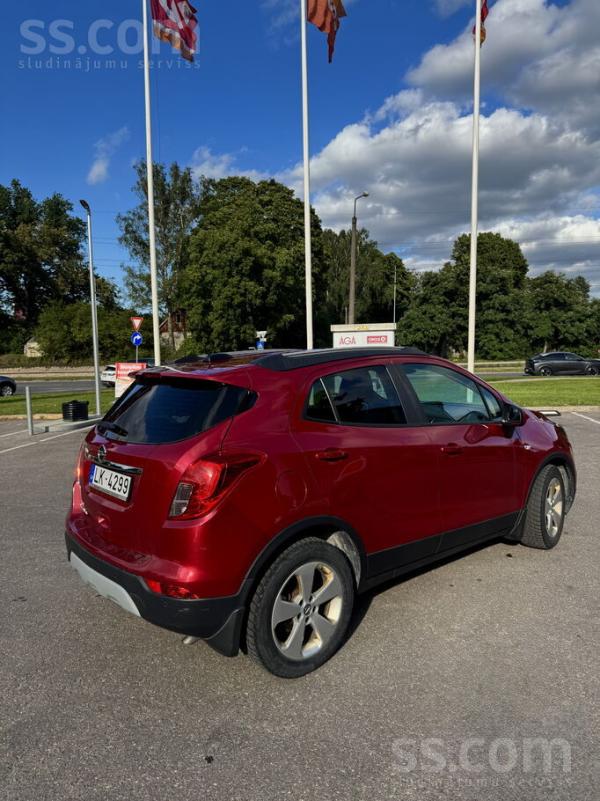 Red Opel Mokka 2018 in Riga, with an engine capacity of 1.60 L and mileage of 82 thousand km for 10400 €, photo 7 on AUTOMOTO.COM.LV