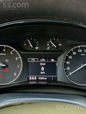 Red Opel Mokka 2018 in Riga, with an engine capacity of 1.60 L and mileage of 82 thousand km for 10400 €, photo 12 on AUTOMOTO.COM.LV