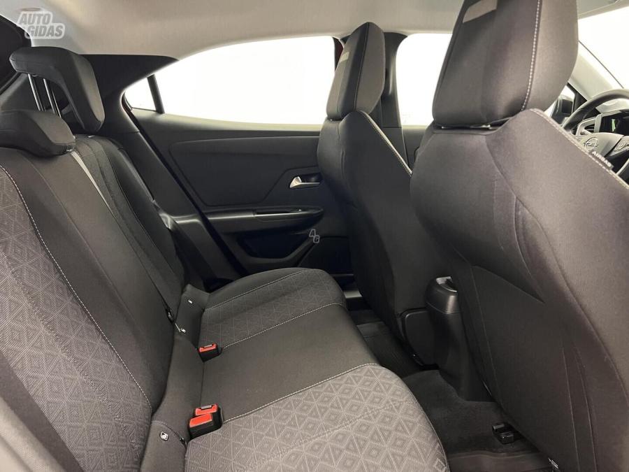Red Opel Mokka 2021 in Vilnius, with an engine capacity of 1.20 L and mileage of 24 thousand km for 15990 €, photo 22 on AUTOMOTO.COM.LV