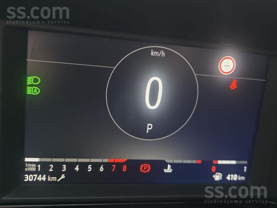 Red Opel Mokka 2022 in Riga, with an engine capacity of 1.20 L and mileage of 31 thousand km for 16000 €, photo 4 on AUTOMOTO.COM.LV