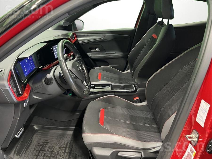 Sarkans Opel Mokka 2022 Rīga, ar dzinēja tilpumu 1.20 L un nobraukumu 41 tūkst. km par 17990 €, foto 11 vietnē AUTOMOTO.COM.LV