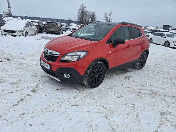 Red Opel Mokka 2016 in Taurage, with an engine capacity of 1.60 L and mileage of 215 thousand km for 7300 €, photo 1 on AUTOMOTO.COM.LV