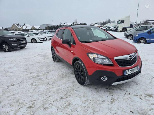 Red Opel Mokka 2016 in Taurage, with an engine capacity of 1.60 L and mileage of 215 thousand km for 7300 €, photo 5 on AUTOMOTO.COM.LV