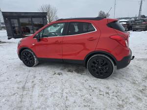 Red Opel Mokka 2016 in Taurage, with an engine capacity of 1.60 L and mileage of 215 thousand km for 7300 €, photo 8 on AUTOMOTO.COM.LV