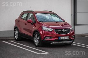 Red Opel Mokka 2017 in Riga, with an engine capacity of 1.40 L and mileage of 134 thousand km for 10990 €, photo 4 on AUTOMOTO.COM.LV