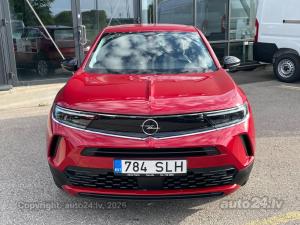 Красный Опель Mokka 2021 в Тарту, объемом двигателя 1.20 л и пробегом 89 тыс. км за 15990 €, фото 3 на AUTOMOTO.COM.LV
