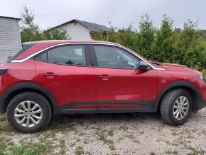 Красный Опель Mokka 2021 в Рига, объемом двигателя 1.20 л и пробегом 94 тыс. км за 11500 €, фото 3 на AUTOMOTO.COM.LV