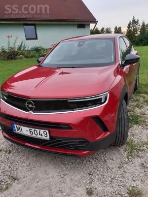 Красный Опель Mokka 2021 в Рига, объемом двигателя 1.20 л и пробегом 94 тыс. км за 11500 €, фото 5 на AUTOMOTO.COM.LV
