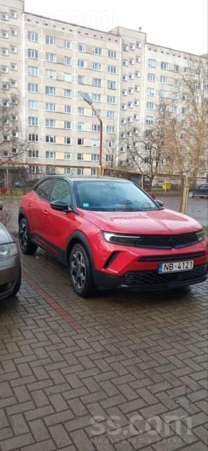 Red Opel Mokka 2022 in Riga, with an engine capacity of 1.20 L and mileage of 39 thousand km for 16300 €, photo  on AUTOMOTO.COM.LV