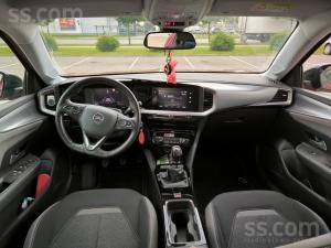 Sarkans Opel Mokka 2022 Liepāja, ar dzinēja tilpumu 1.20 L un nobraukumu 66 tūkst. km par 12700 €, foto 7 vietnē AUTOMOTO.COM.LV