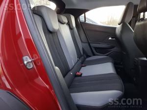 Red Opel Mokka 2023 in Riga, with an engine capacity of 1.20 L and mileage of 59 thousand km for 16250 €, photo 10 on AUTOMOTO.COM.LV