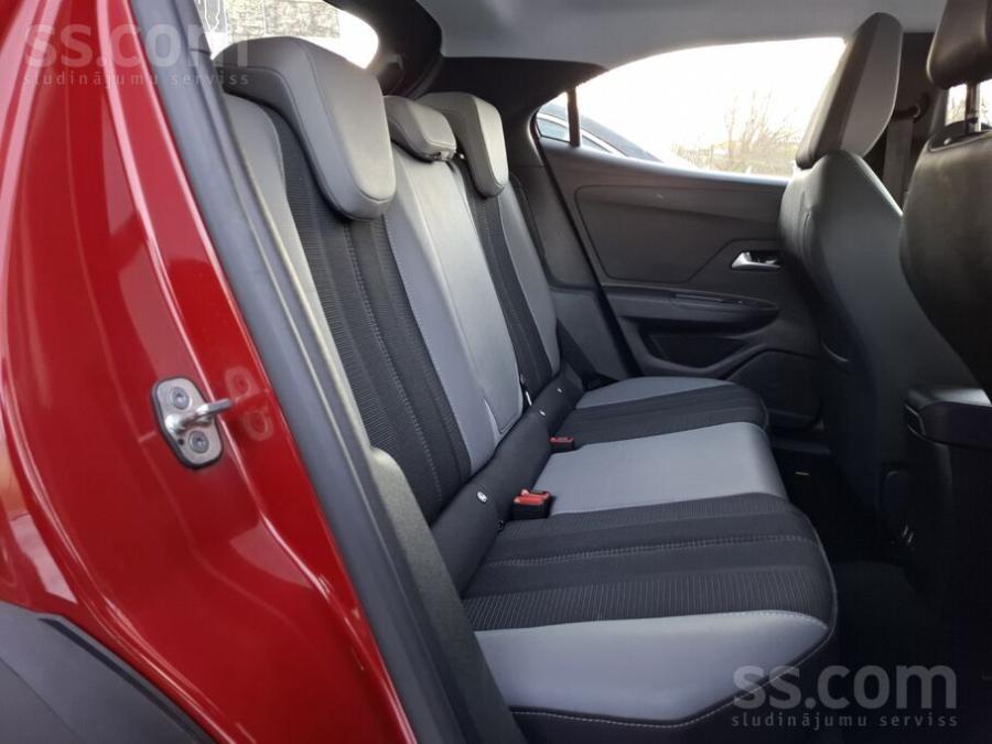 Red Opel Mokka 2023 in Riga, with an engine capacity of 1.20 L and mileage of 59 thousand km for 16250 €, photo 10 on AUTOMOTO.COM.LV