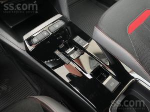 Sarkans Opel Mokka 2023 Daugavpils, ar dzinēja tilpumu 1.20 L un nobraukumu 0 tūkst. km par 19800 €, foto 18 vietnē AUTOMOTO.COM.LV