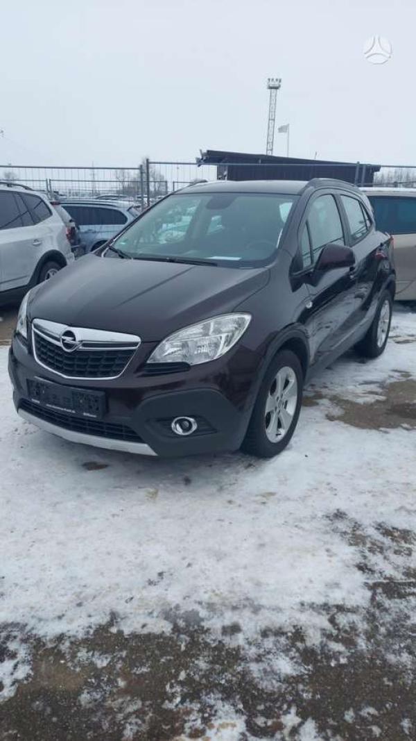 Red Opel Mokka 2013 in Marijampole, with an engine capacity of 1.70 L and mileage of 240 thousand km for 5700 €, photo 2 on AUTOMOTO.COM.LV