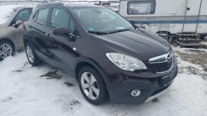 Red Opel Mokka 2013 in Marijampole, with an engine capacity of 1.70 L and mileage of 240 thousand km for 5700 €, photo 3 on AUTOMOTO.COM.LV