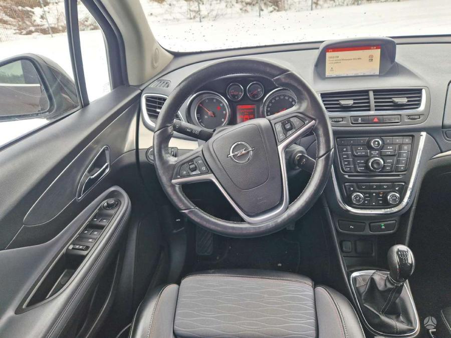 Sarkans Opel Mokka 2015 Marijampole, ar dzinēja tilpumu 1.60 L un nobraukumu 136 tūkst. km par 7850 €, foto 11 vietnē AUTOMOTO.COM.LV
