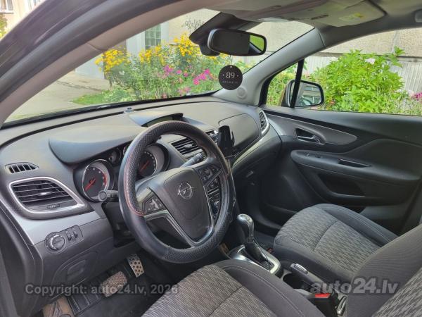 Opel Mokka 2015 in Riga, with an engine capacity of 1.40 L and mileage of 124 thousand km for 6800 €, photo 4 on AUTOMOTO.COM.LV