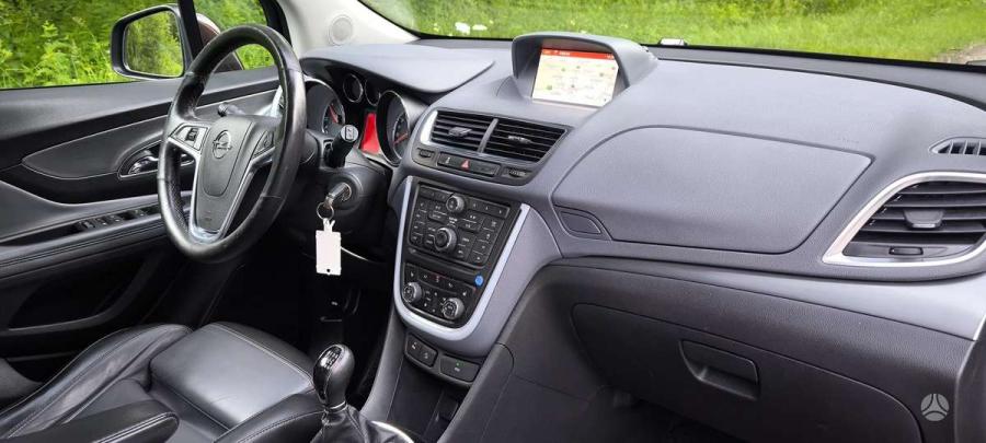 Violet Opel Mokka 2014 in Kaunas, with an engine capacity of 1.69 L and mileage of 267 thousand km for 5950 €, photo 20 on AUTOMOTO.COM.LV