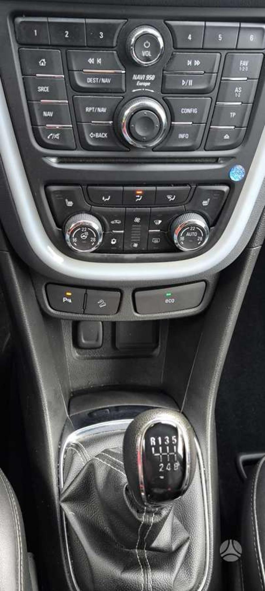 Violet Opel Mokka 2014 in Kaunas, with an engine capacity of 1.69 L and mileage of 267 thousand km for 5950 €, photo 28 on AUTOMOTO.COM.LV