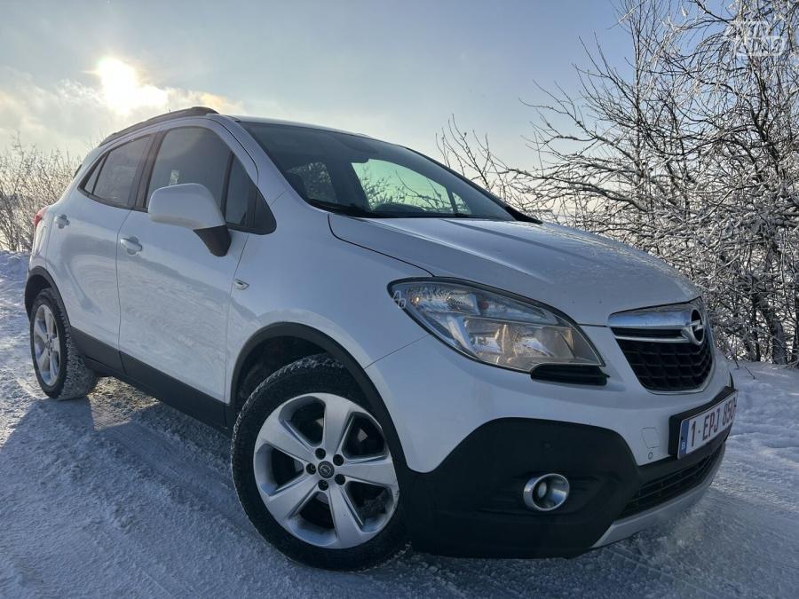 White Opel Mokka 2013 in Kaunas, with an engine capacity of 1.70 L and mileage of 317 thousand km for 4650 €, photo 13 on AUTOMOTO.COM.LV
