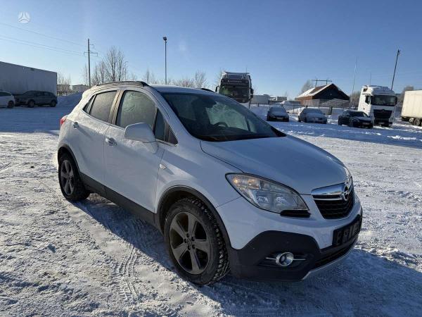Balts Opel Mokka 2013 Šauļi, ar dzinēja tilpumu 1.69 L un nobraukumu 182 tūkst. km par 5350 €, foto 3 vietnē AUTOMOTO.COM.LV