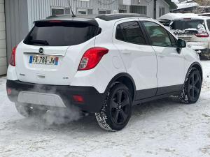 White Opel Mokka 2013 in Utena, with an engine capacity of 1.70 L and mileage of 280 thousand km for 5900 €, photo 3 on AUTOMOTO.COM.LV
