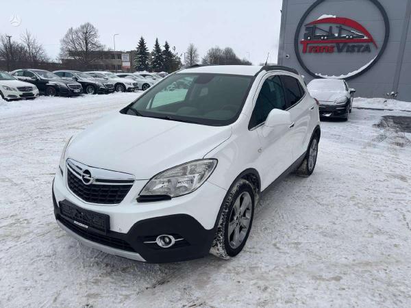 White Opel Mokka 2013 in Telschi, with an engine capacity of 1.69 L and mileage of 154 thousand km for 6700 €, photo 2 on AUTOMOTO.COM.LV