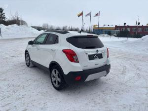 White Opel Mokka 2013 in Telschi, with an engine capacity of 1.69 L and mileage of 154 thousand km for 6700 €, photo 4 on AUTOMOTO.COM.LV