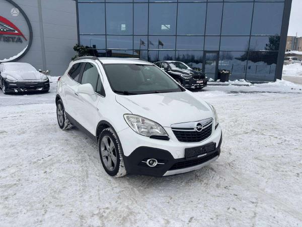 White Opel Mokka 2013 in Telschi, with an engine capacity of 1.69 L and mileage of 154 thousand km for 6700 €, photo 7 on AUTOMOTO.COM.LV