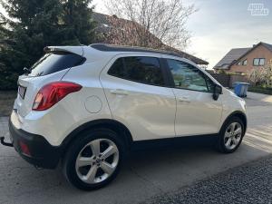 White Opel Mokka 2013 in Kaunas, with an engine capacity of 1.70 L and mileage of 317 thousand km for 4450 €, photo 11 on AUTOMOTO.COM.LV