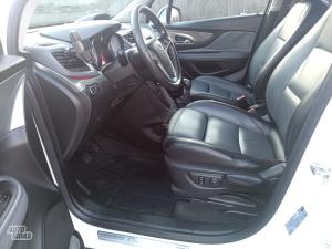 White Opel Mokka 2013 in Klaipeda, with an engine capacity of 1.70 L and mileage of 250 thousand km for 5850 €, photo 19 on AUTOMOTO.COM.LV