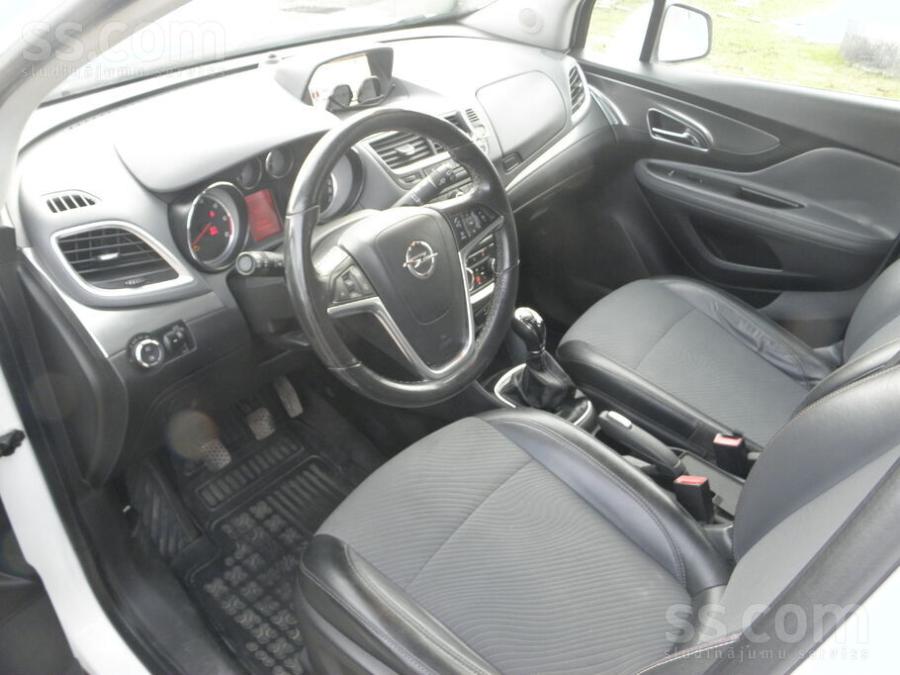 Balts Opel Mokka 2013 Madona, ar dzinēja tilpumu 1.70 L un nobraukumu 161 tūkst. km par 6700 €, foto 6 vietnē AUTOMOTO.COM.LV