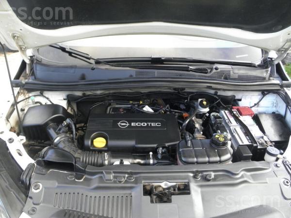 Balts Opel Mokka 2013 Madona, ar dzinēja tilpumu 1.70 L un nobraukumu 161 tūkst. km par 6700 €, foto 9 vietnē AUTOMOTO.COM.LV