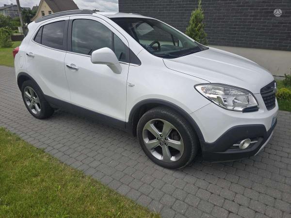 Белый Опель Mokka 2013 в Рокишкис, объемом двигателя 1.69 л и пробегом 203 тыс. км за 5650 €, фото 4 на AUTOMOTO.COM.LV
