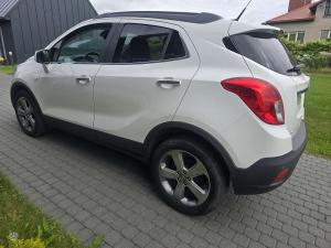Белый Опель Mokka 2013 в Рокишкис, объемом двигателя 1.69 л и пробегом 203 тыс. км за 5650 €, фото 9 на AUTOMOTO.COM.LV