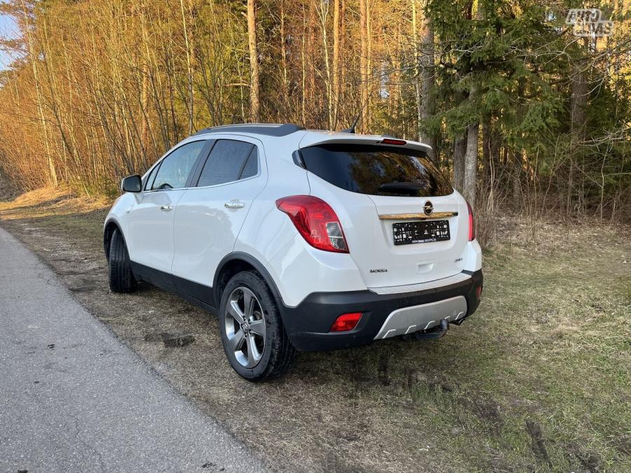 Белый Опель Mokka 2013 в Вильнюс, объемом двигателя 1.70 л и пробегом 144 тыс. км за 6100 €, фото 6 на AUTOMOTO.COM.LV