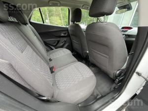 Balts Opel Mokka 2013 Jūrmala, ar dzinēja tilpumu 1.60 L un nobraukumu 0 tūkst. km par 5650 €, foto 23 vietnē AUTOMOTO.COM.LV