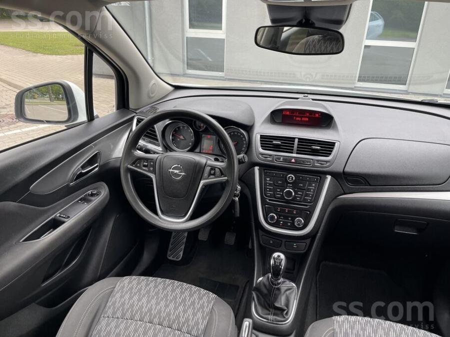 Balts Opel Mokka 2013 Jūrmala, ar dzinēja tilpumu 1.60 L un nobraukumu 0 tūkst. km par 5650 €, foto 26 vietnē AUTOMOTO.COM.LV