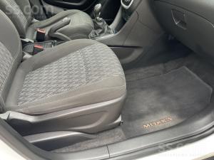 Balts Opel Mokka 2013 Jūrmala, ar dzinēja tilpumu 1.60 L un nobraukumu 0 tūkst. km par 5650 €, foto 28 vietnē AUTOMOTO.COM.LV