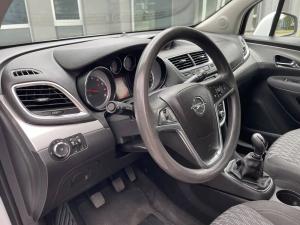 Белый Опель Mokka 2013 в Юрмала, объемом двигателя 1.60 л и пробегом 216 тыс. км за 5650 €, фото 19 на AUTOMOTO.COM.LV
